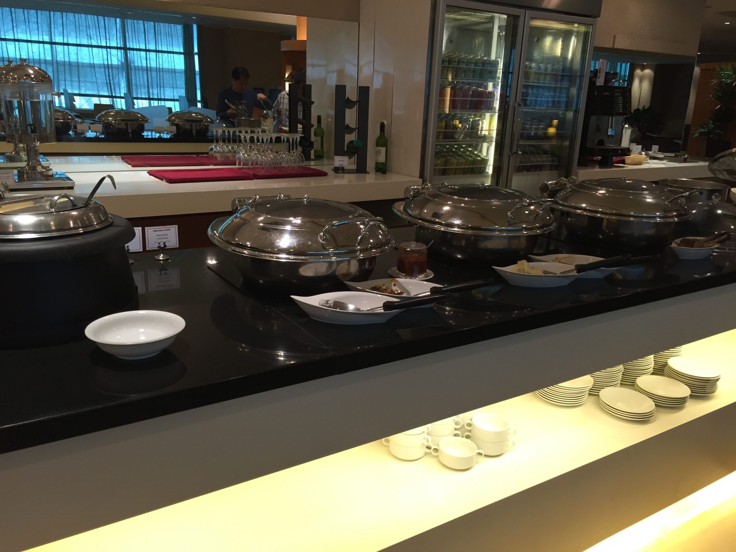 premier lounge sin changi buffet - Hungry for Points